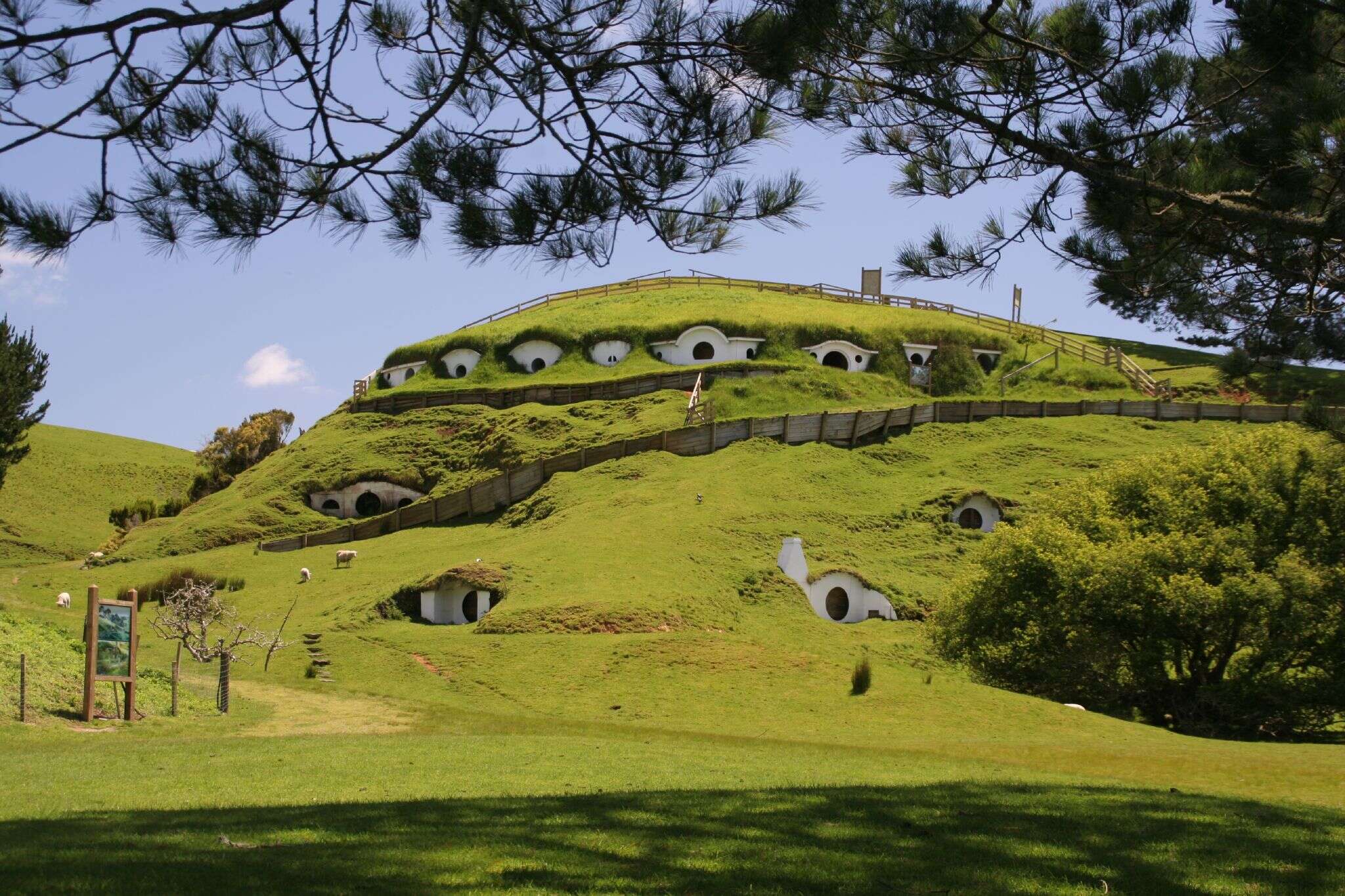 Teletubbies House On The Hill