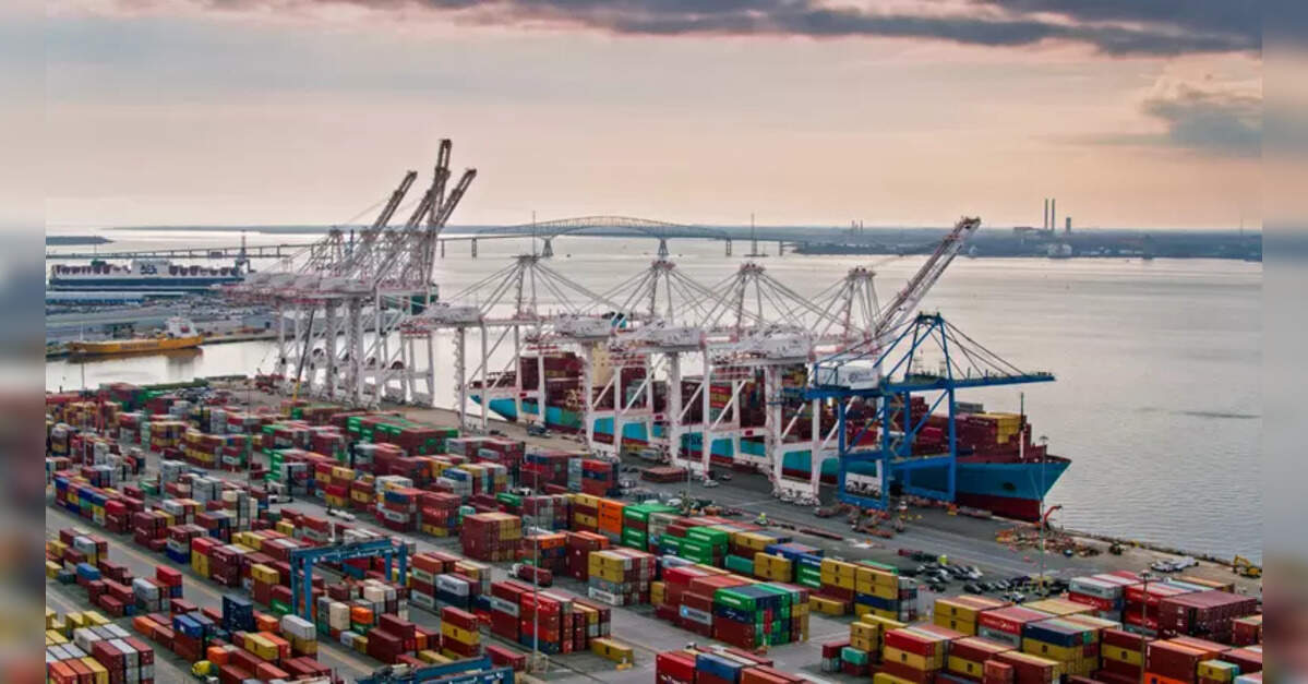 India eyes green hydrogen bunkering at major ports by 2035, ETInfra