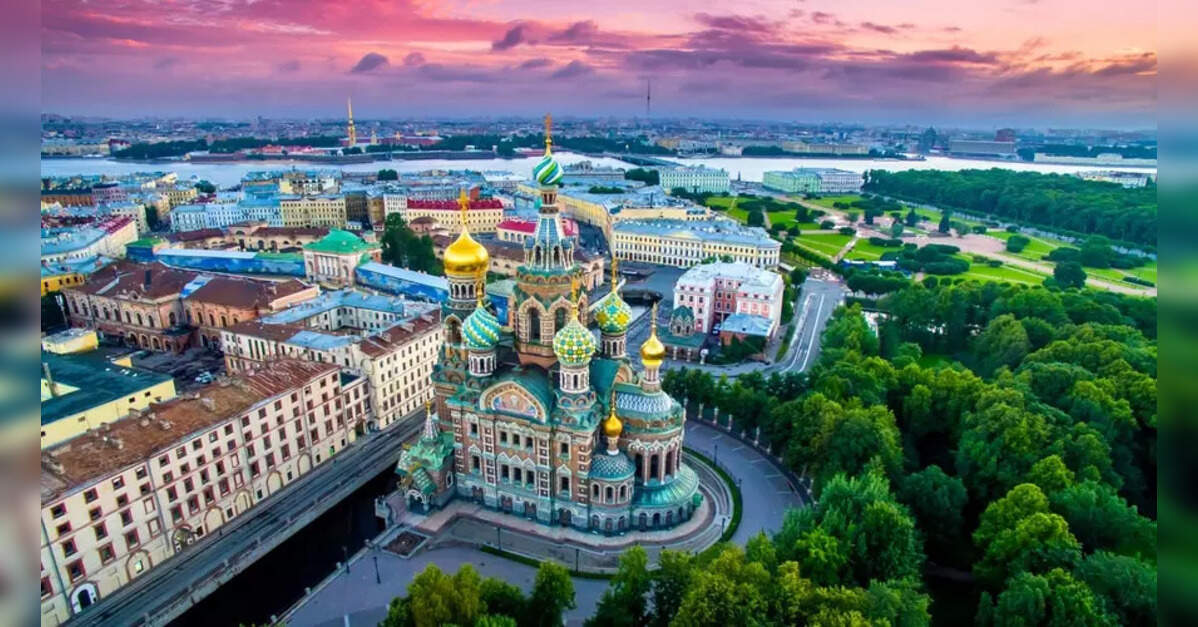 Russia restores visa-free access for Georgians, lifts flight ban ...