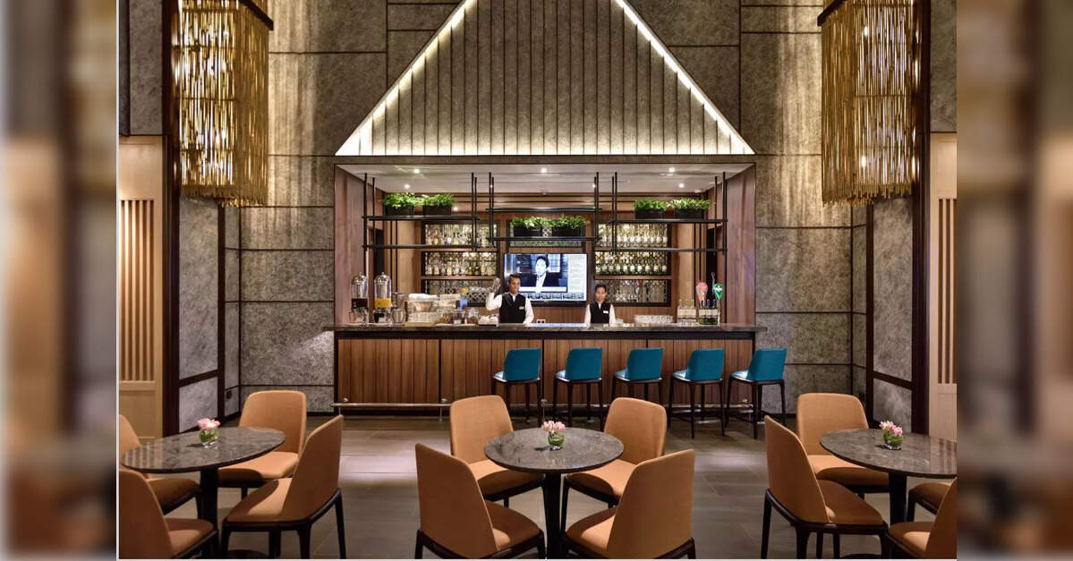 Priority Pass and LoungeKey welcome the return of Plaza Premium lounges ...