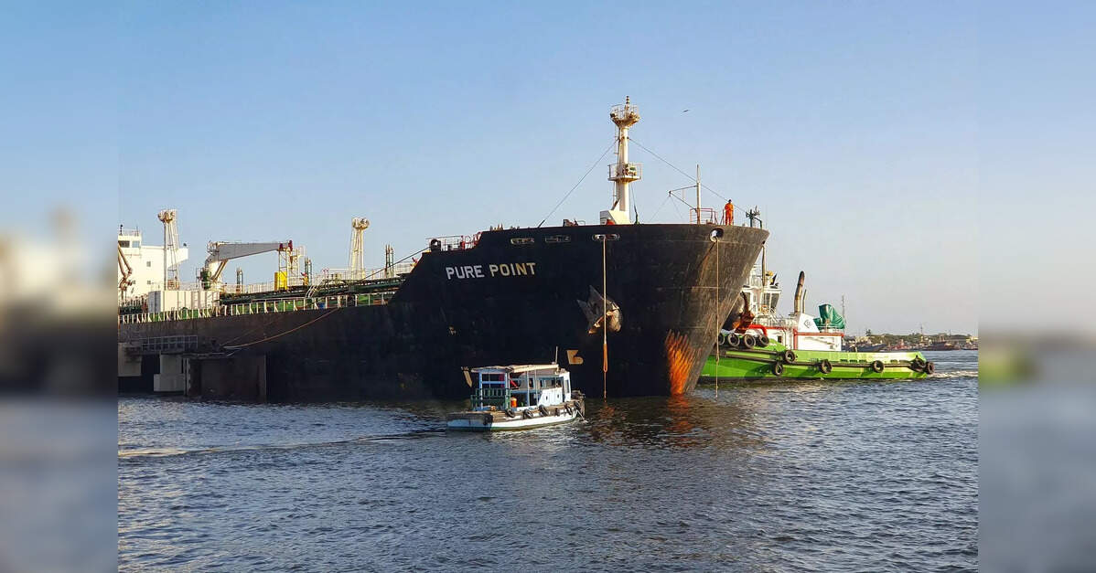 Part of Karachi port operations leased to UAE group for 50 years, ET Infra