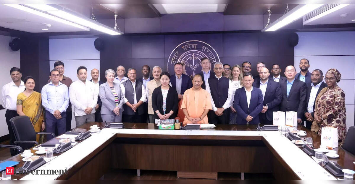 Yogi Adityanath With World Bank Team: UP transforming into a knowledge hub, with IITs, IIM ...