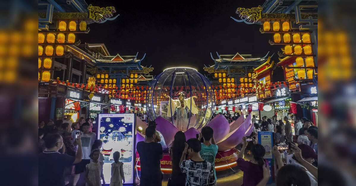 China's flagging economy gets a temp boost as holiday travel returns to ...