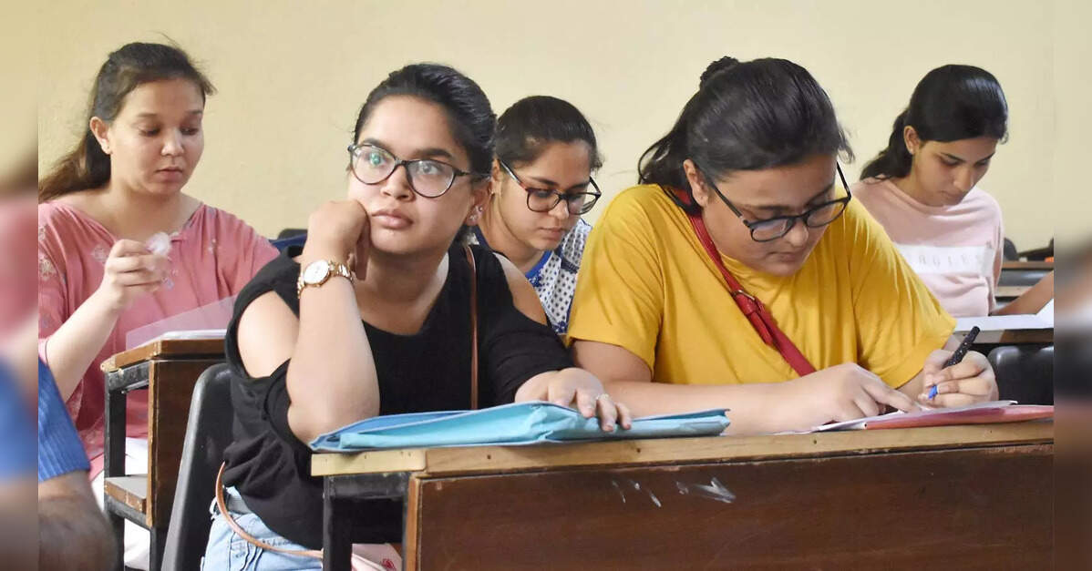 Record numbers sit for China civil service exam, hoping for job ...