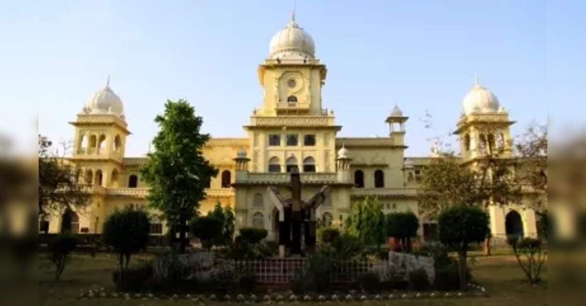 Greater autonomy to Lucknow University with UGC category 1 tag, ETEducation