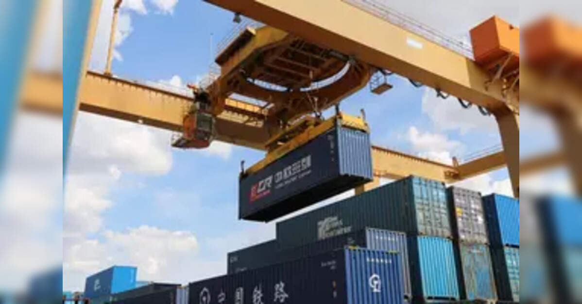 China-Mongolia land port sees record freight throughput, ETInfra