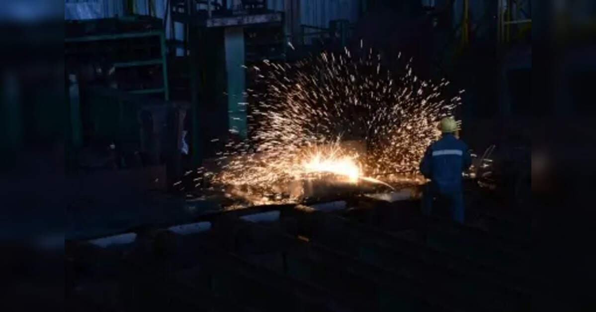 JSW Steel records five-fold jump in Q3 net profit at Rs 2,415 cr, ET Infra