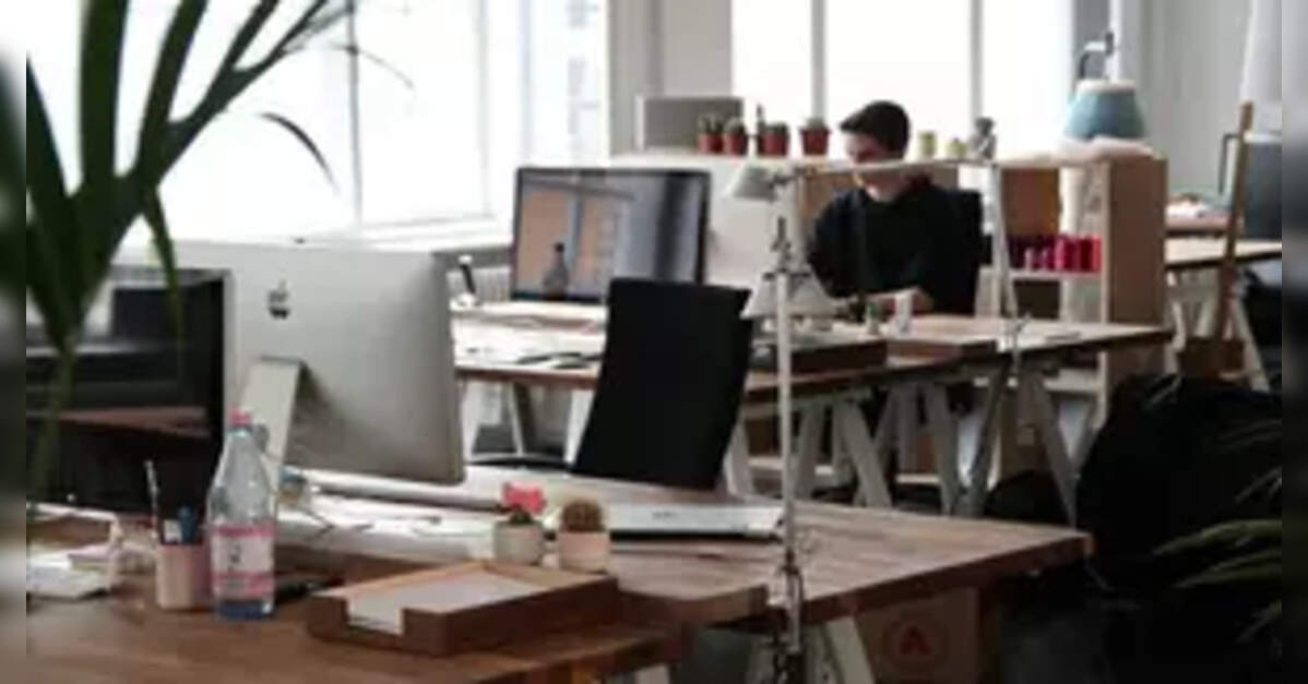 Electronic Arts To Lay Off 5 Of Workforce Reduce Office Space Ethrworld