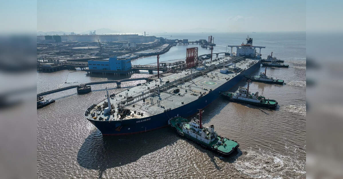 US-bound ship from Reliance's Sikka port hits BPCL crude import ...
