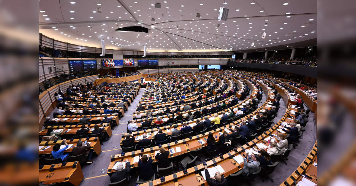 EU Parliament approves ban of products made with forced labour, ET ...