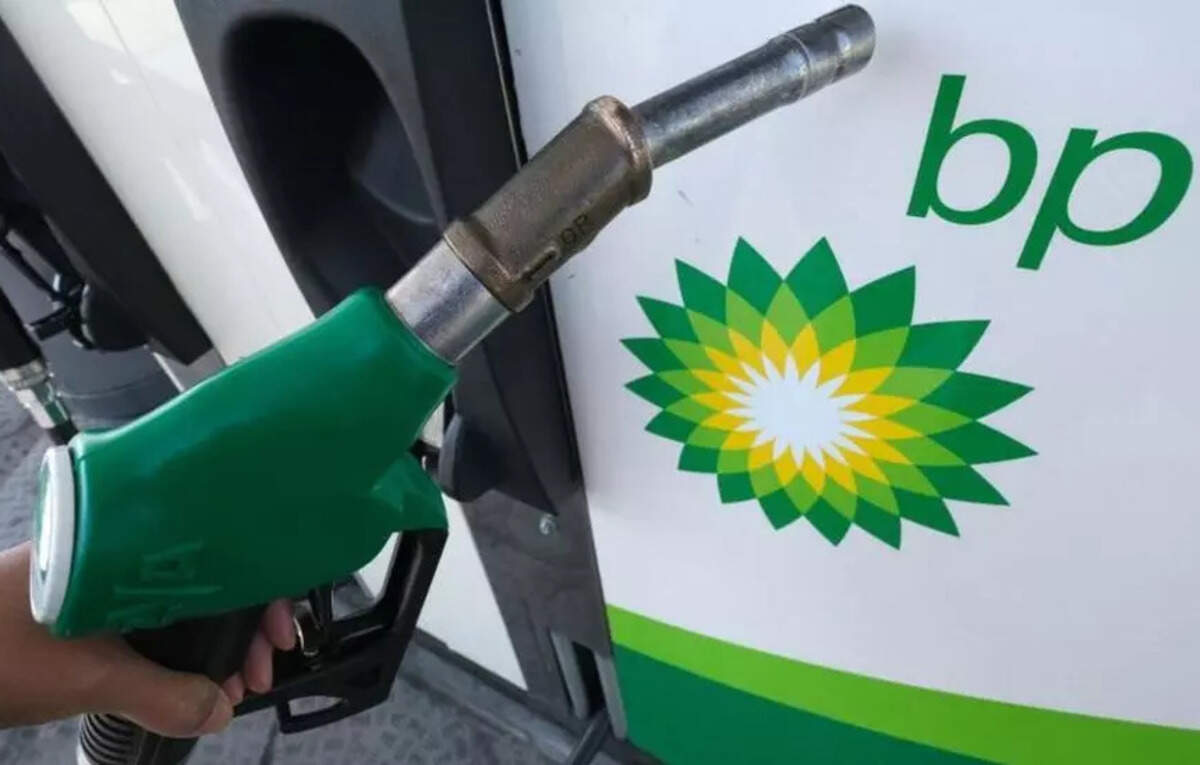 BP profit slides by 40% as refinery outage offsets higher output, ET ...