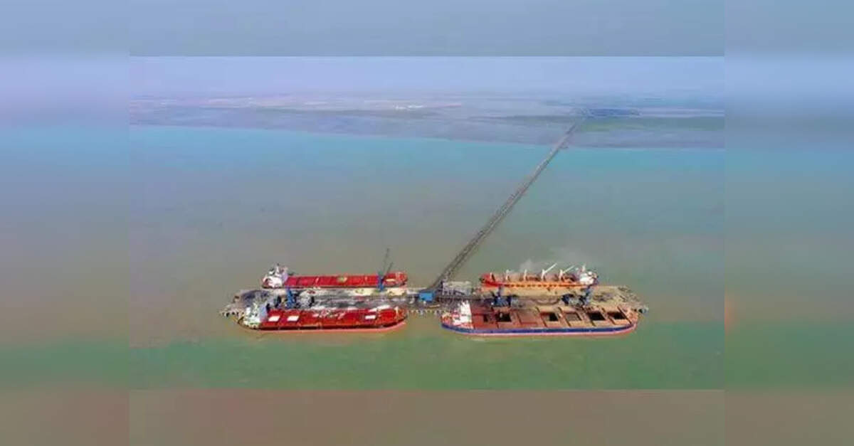 Cabinet clears Vadhavan Port, the first state-owned port to be built in ...