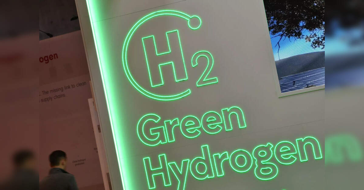 Sembcorp's ammonia plant would make TN a global hub for green hydrogen production: CM, ETEnergyworld