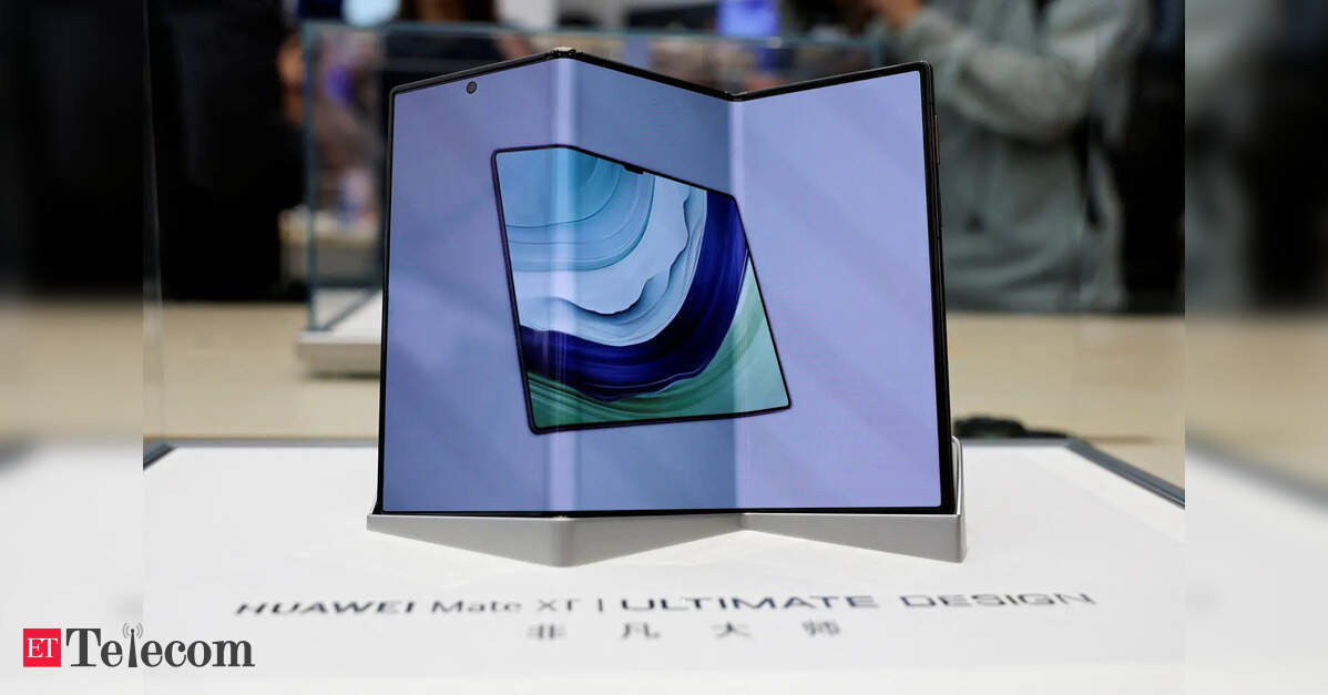 Huawei Mate Xt: Huawei's tri-foldable smartphone Mate XT stirs Chinese ...
