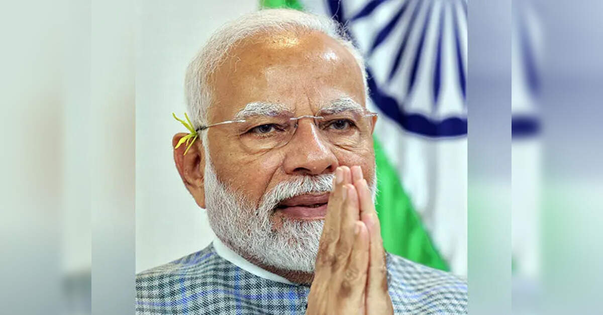 PM Modi's portrait made of 800 kg millets by 13-year-old school girl ...