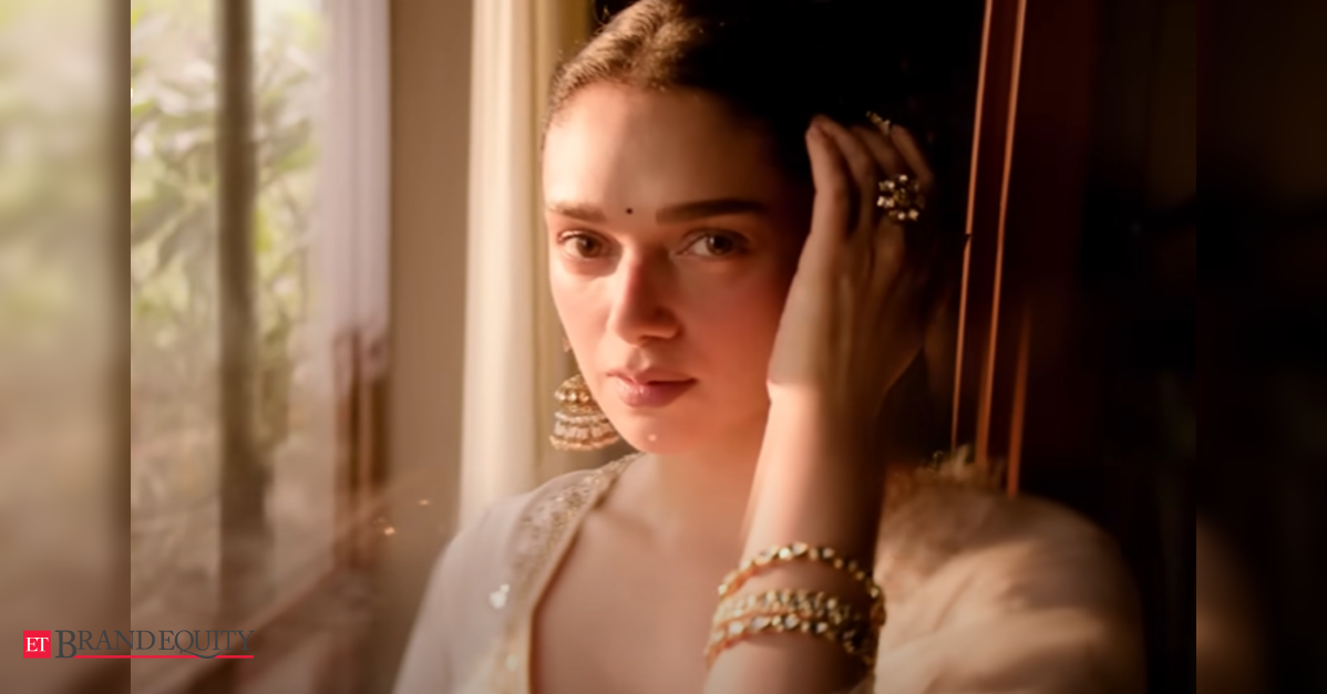 Aditi Rao Hydari takes center stage as the new face of Hamdard Honey ...