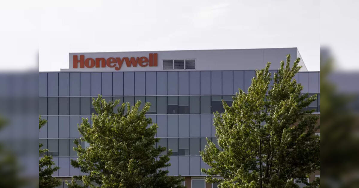 Honeywell, USA BioEnergy partner for $2.8 billion biorefinery to boost SAF production, ETEnergyworld