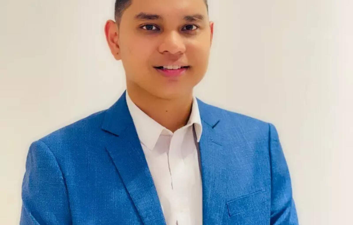 Dinesh Barathy Dason starts new position as Group Chief Technology ...