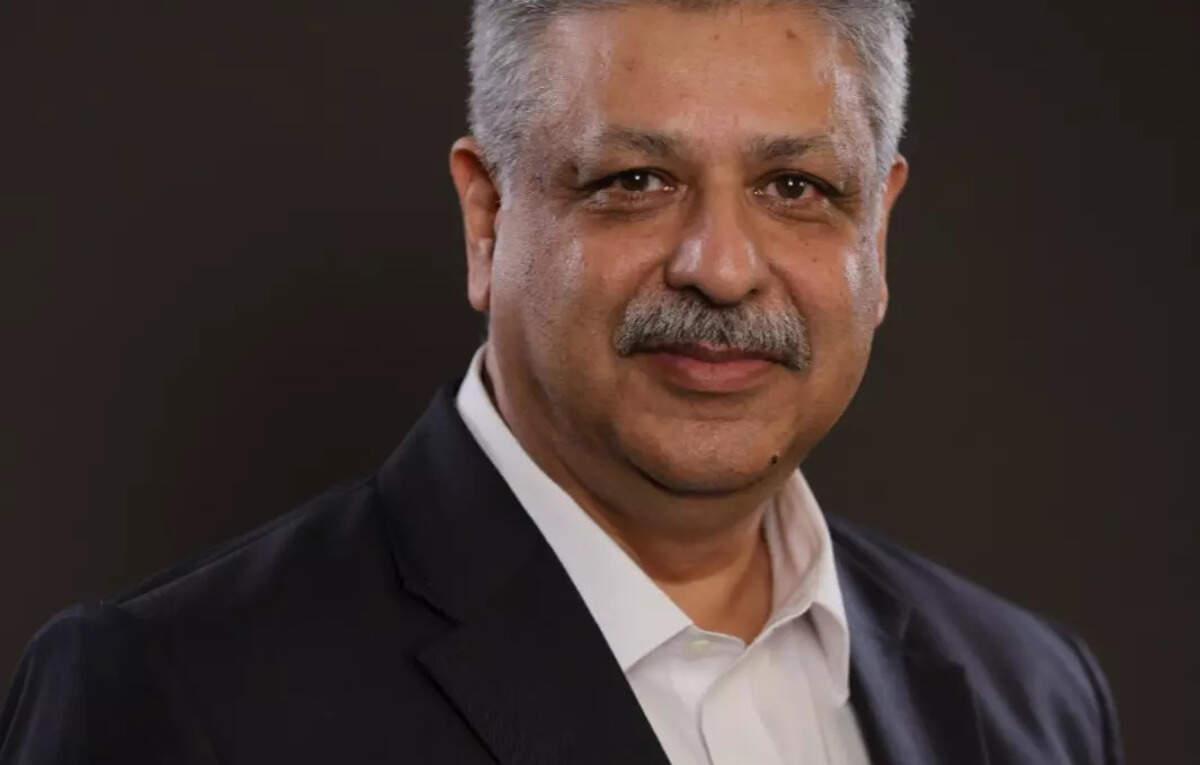 Essar Group appoints Manu Kapoor as group chief of public policy and ...