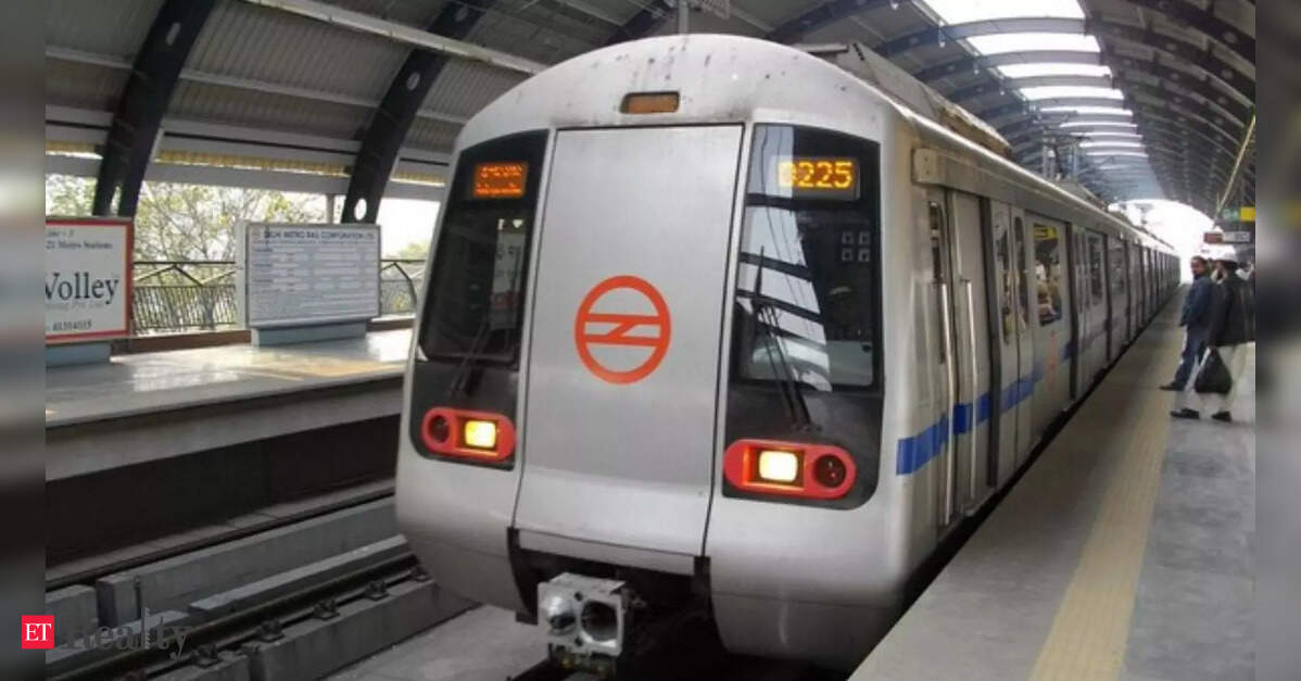 Delhi Metro: Govt to build metro corridor connecting India Gate, North ...