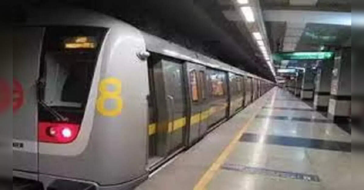 DMRC faces Rs 15.54 crore shortfall in recovery due to poor quality of ...