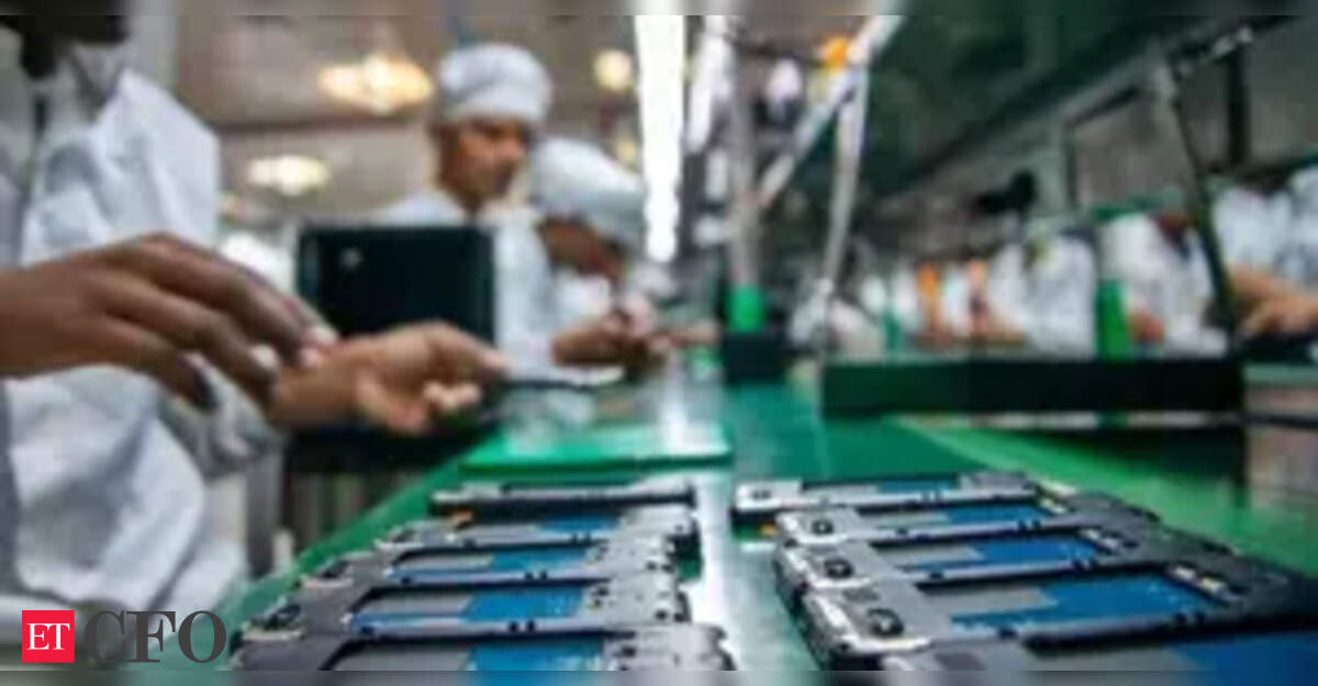 India Electronics Exports: India's electronics goods exports clock 35% ...