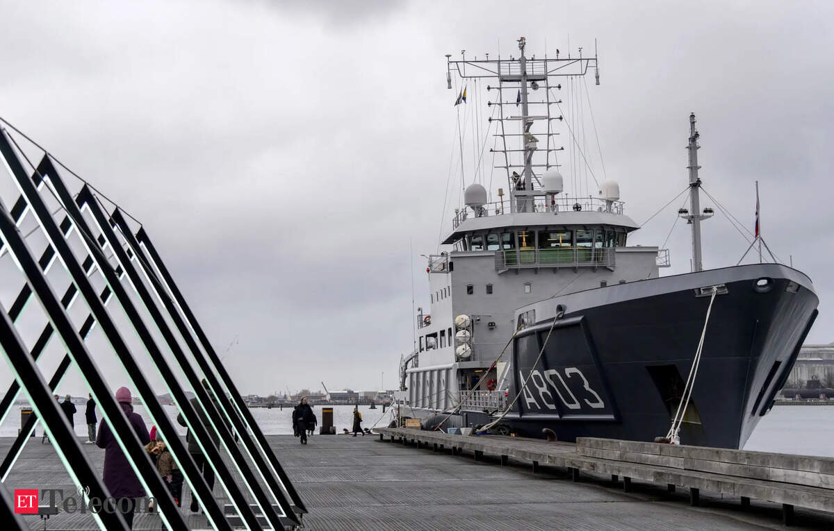 Sweden opens sabotage probe into Baltic undersea cable damage, ET Telecom