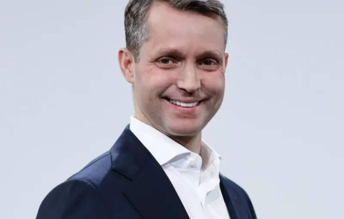 Justin Hotard: Nokia picks Intel's AI and data center leader Hotard as new CEO, ET CIO SEA