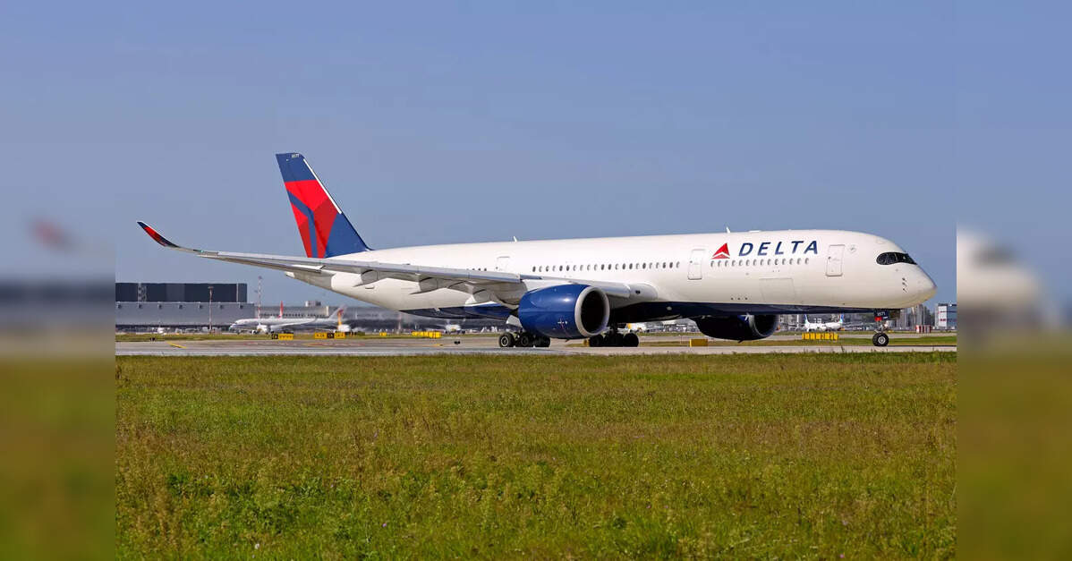Delta flight returns to Atlanta airport because of possible smoke in ...