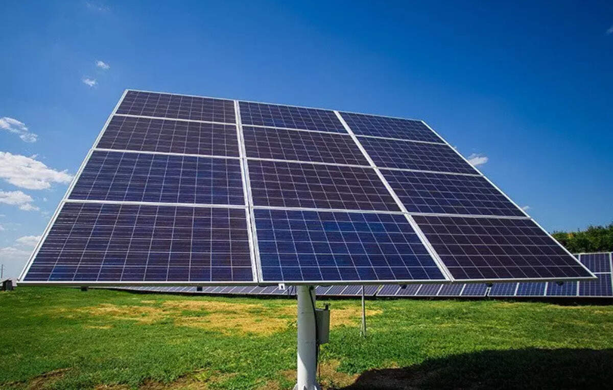 Technology Company: Corning joins forces with US solar makers to ...