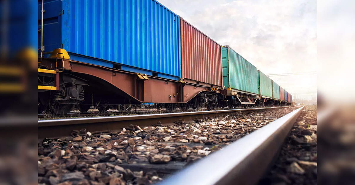 Indian Railways Freight Loading: Indian Railways achieves record ...