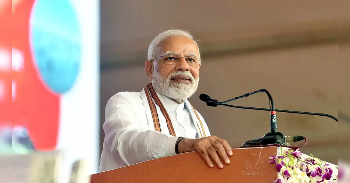 Modi in Gujarat: PM flags off electric rail era, inaugurates major ...