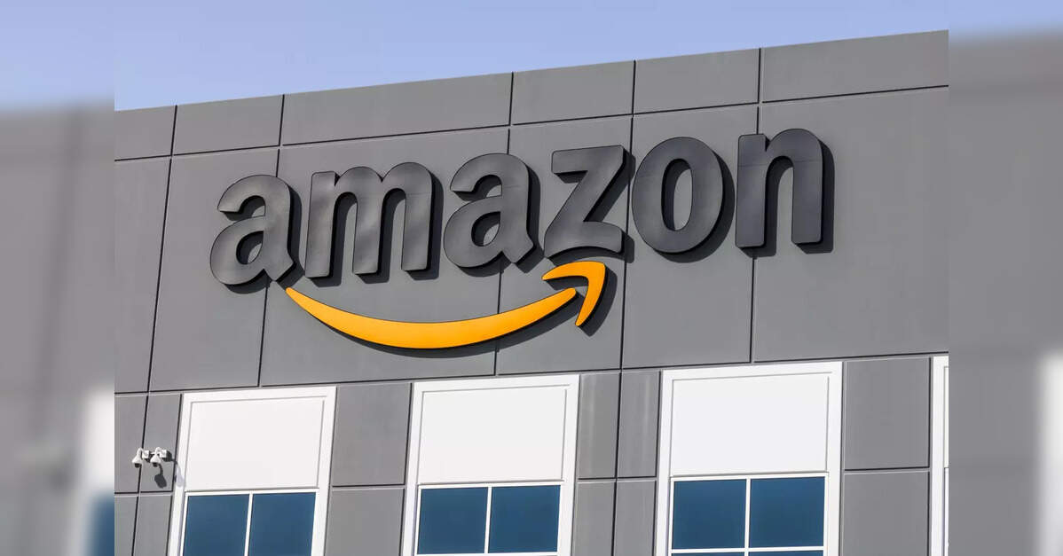 Amazon Employee Relocation: Amazon Orders 1,000 Employees to Relocate ...