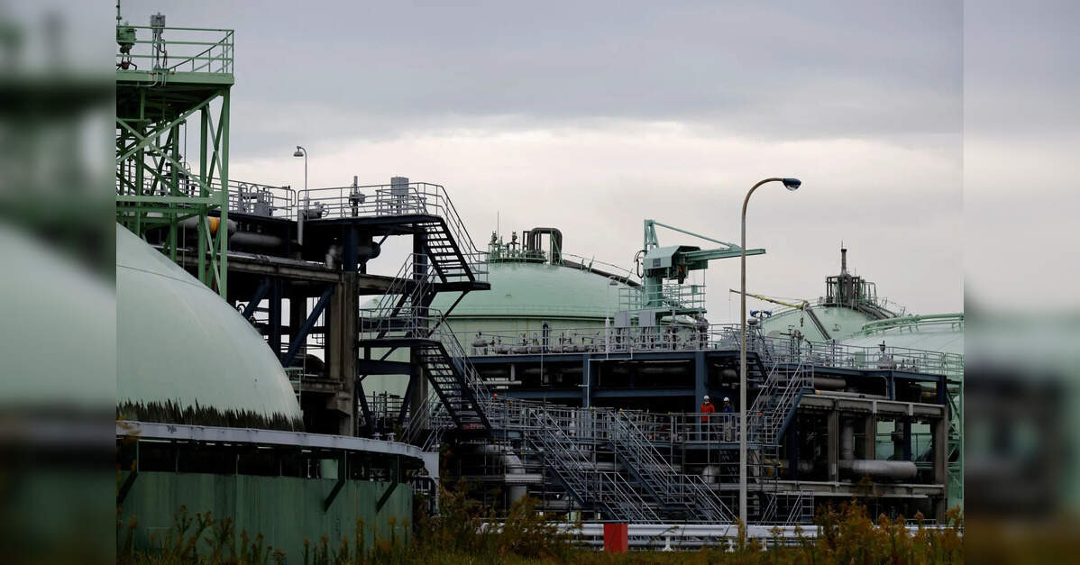 Mitsubishi LNG Production: Mitsubishi aims to boost its equity LNG ...