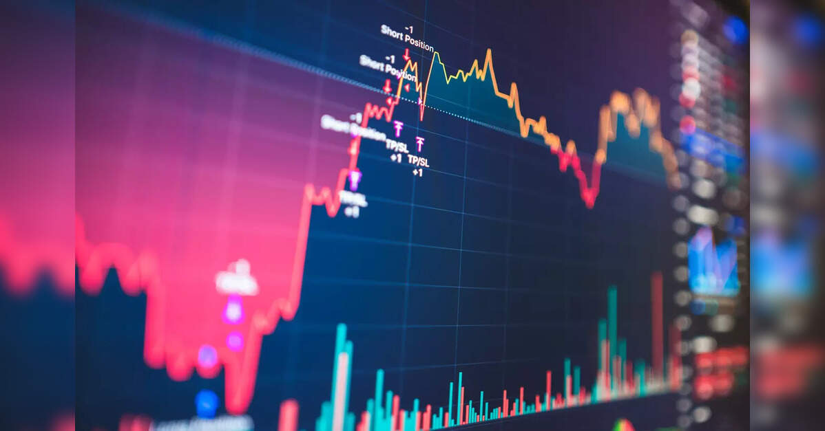 AI Dealmaking: S&P 500 and Nasdaq Reach Record Highs on AI Deal Amid US Shutdown, ETEnterpriseai