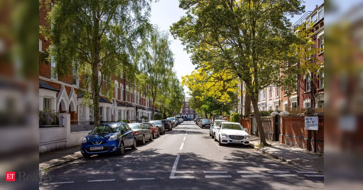 UK House Prices Stagnate in November 2025 Amid Budget Uncertainty ...