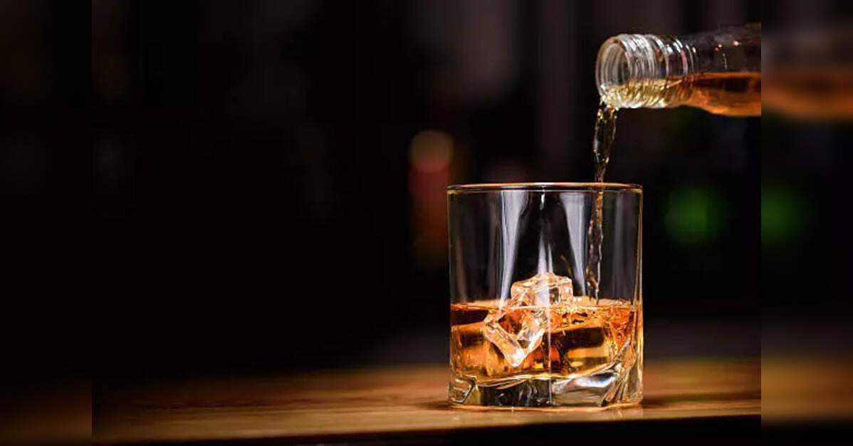 Low Alcohol Intake Linked to 50% Increased Risk of Mouth Cancer: Study ...