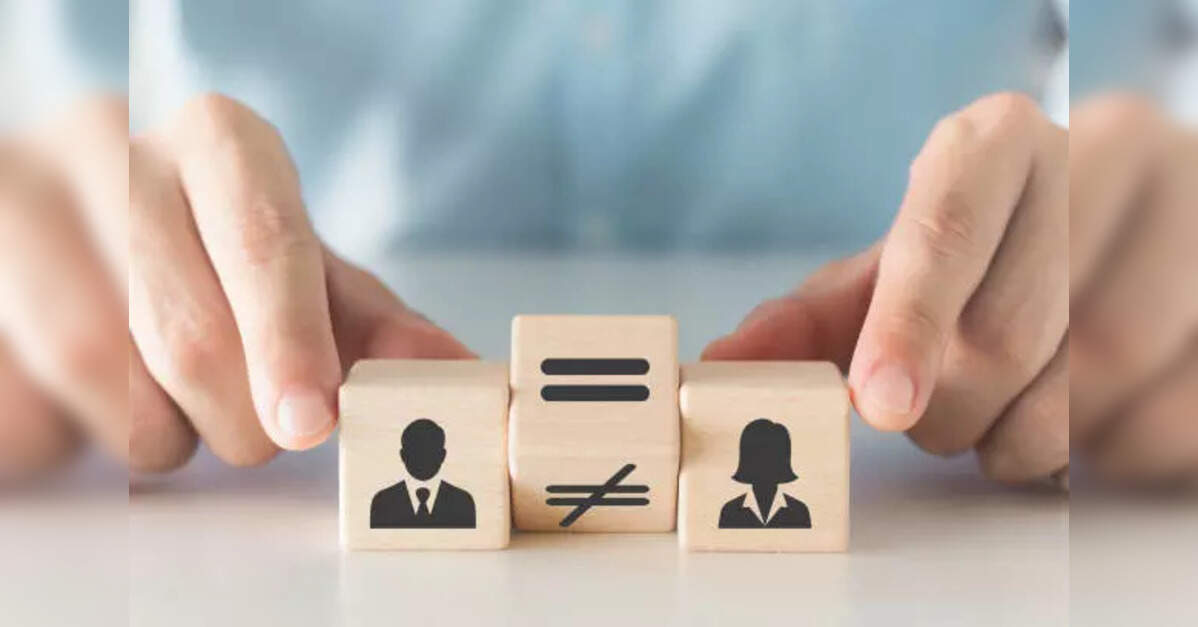 Artificial Intelligence In The Workplace: AI Fluency Gap Puts Entry ...