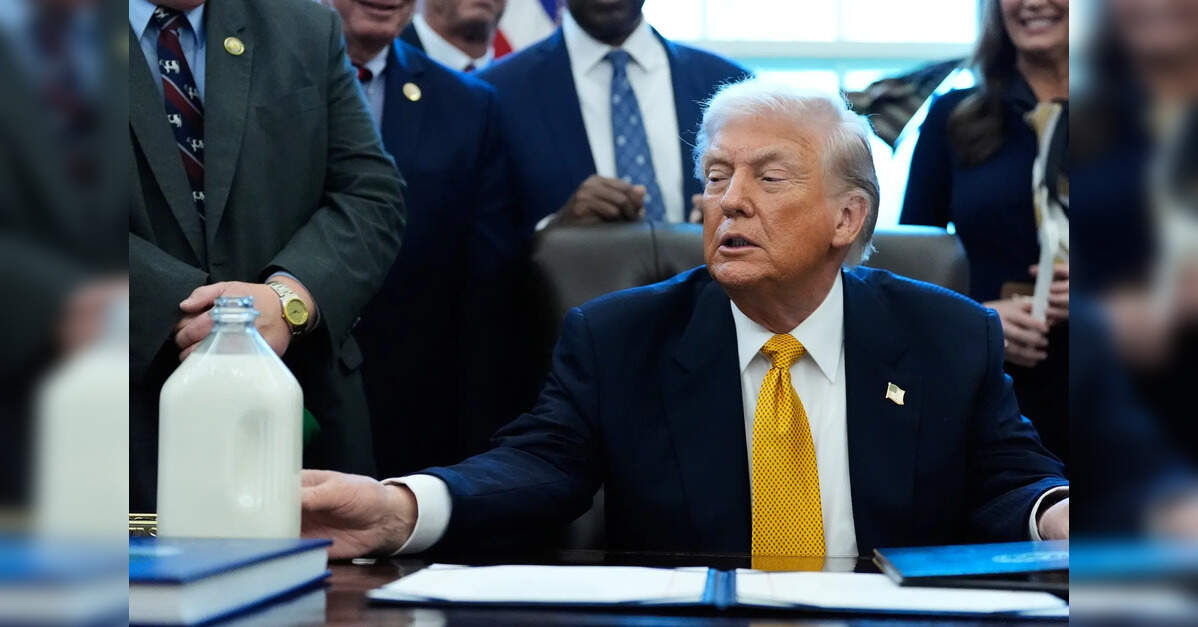 Whole Milk School Lunches: Trump signs a law returning whole milk to ...