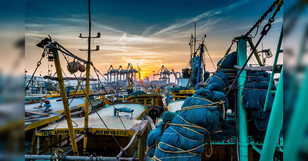 Kolkata Port and East Horizon Partner for ₹260 Crore LNG Project, ETInfra