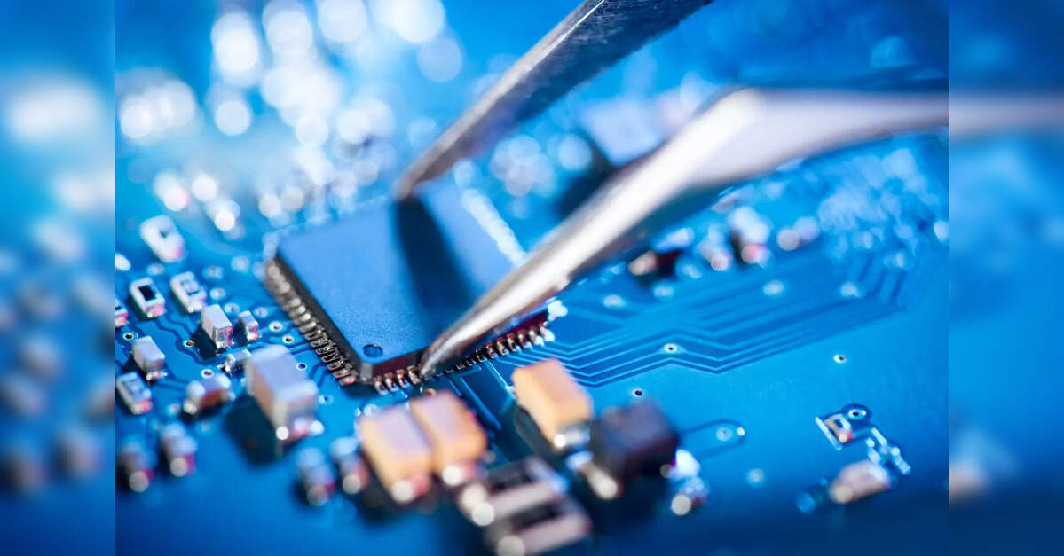 AI Boom Fuels Global Memory Chip Shortage: Insights from IESA President ...