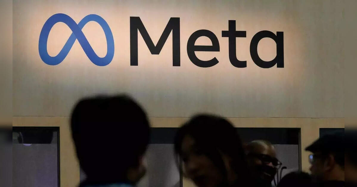 Meta Lawsuit: Laid-off senior director is suing Meta, claims older ...