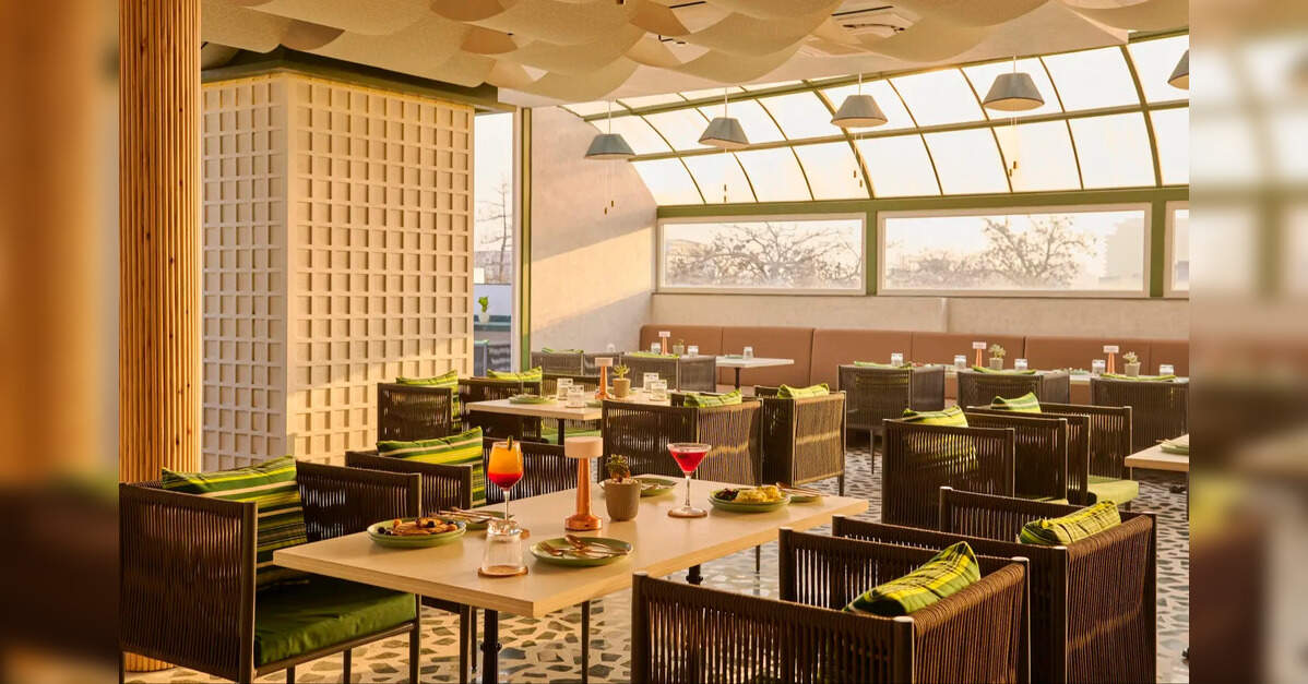 Experience Vibrant Rooftop Dining at Cabami in Varanasi, ETHospitalityWorld