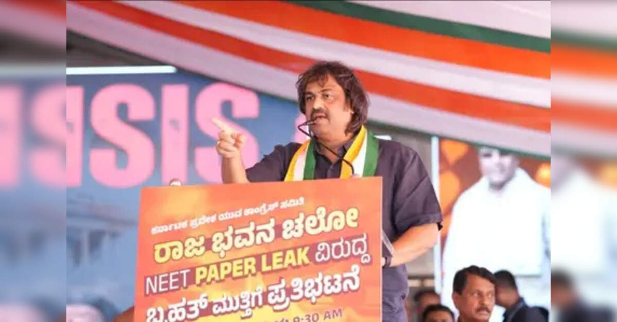 Karnataka Education Minister Critiques BJP's Saffron Shawl Campaign ...