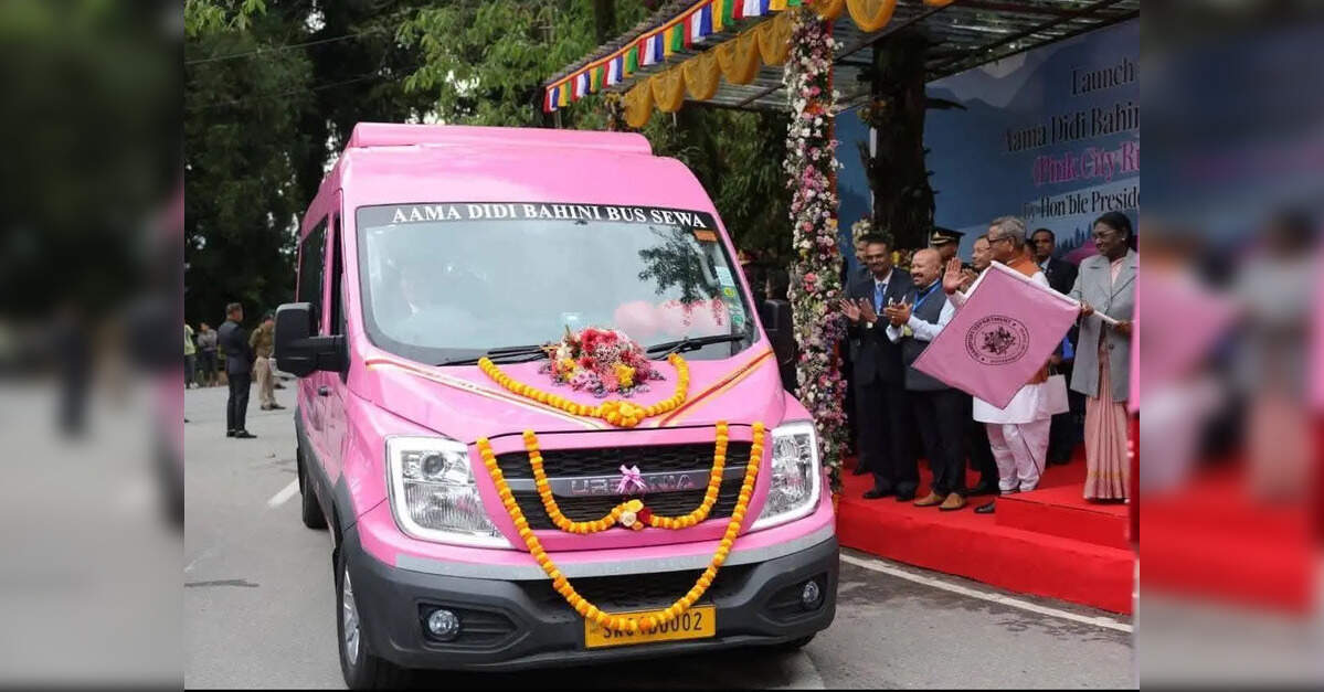 President Murmu flags off exclusive bus service for women in Gangtok ...