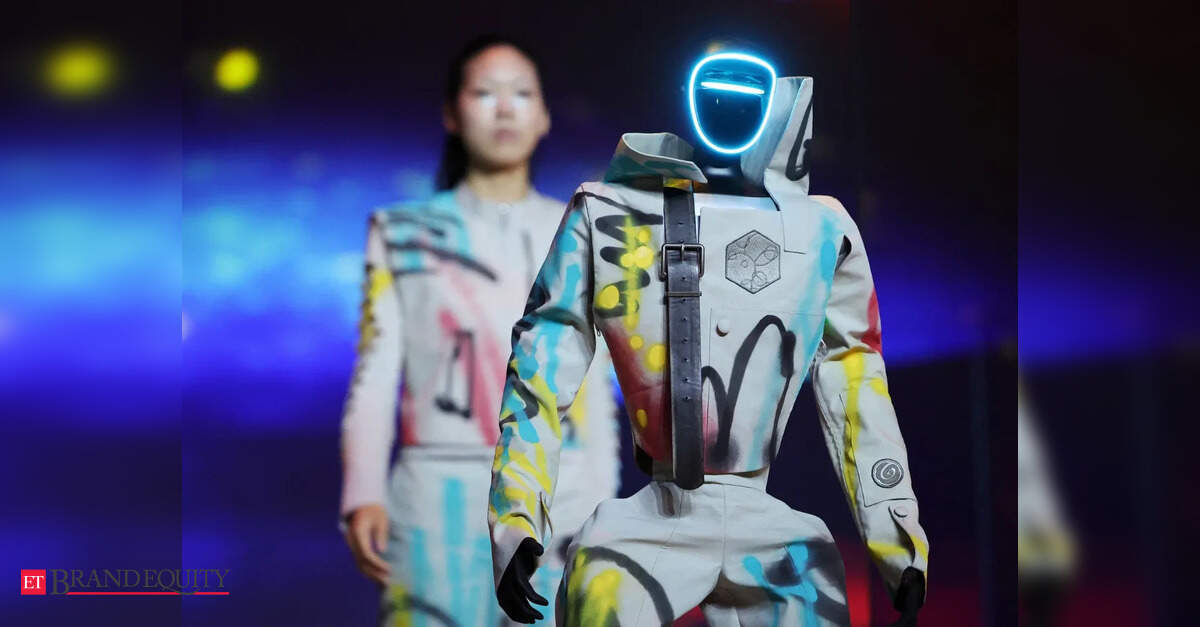 Fashion Meets Technology: Robots Walk the Catwalk in Seoul, ETBrandEquity