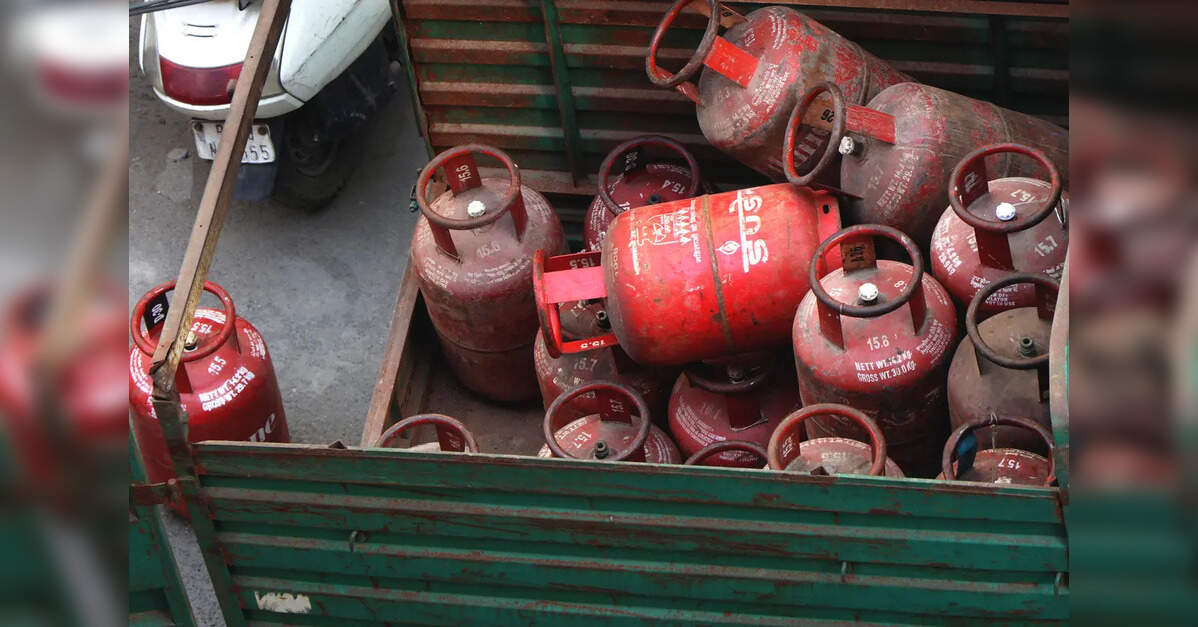Opposition Parties Slam Modi Government Over Domestic LPG Price Hike ...
