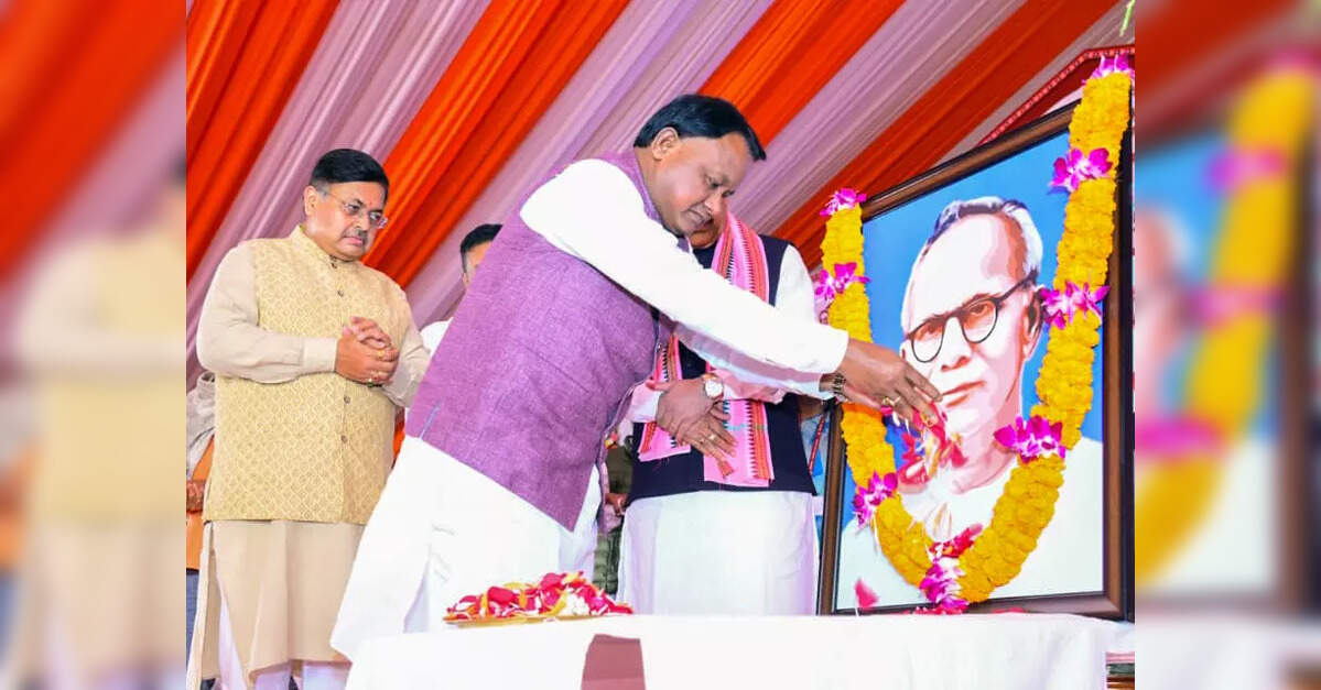 Odisha CM lays foundation stones for 204 Godabarish Mishra Model ...