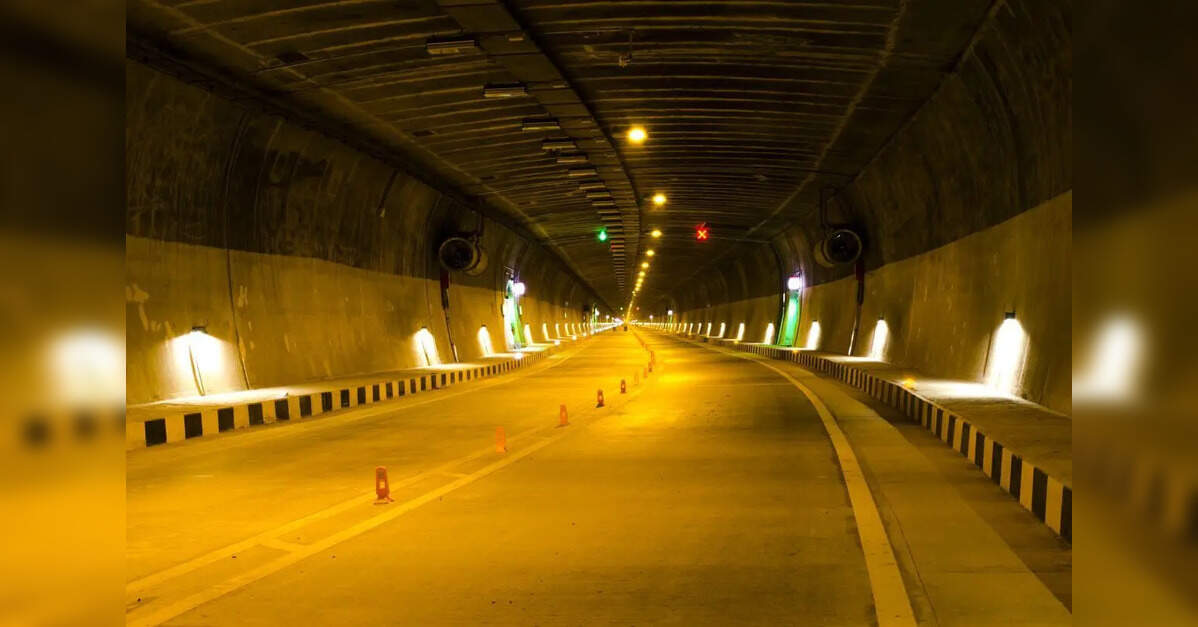 Chenani-Nashri's two-lane tube tunnel gets green light: Union Minister ...