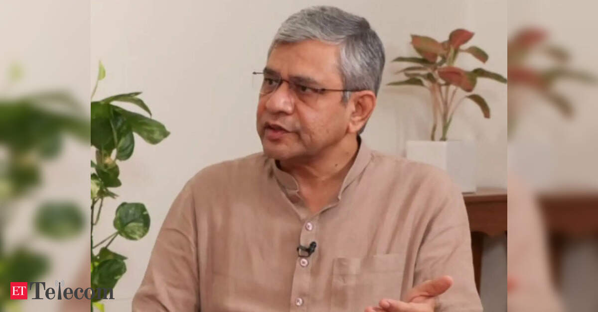 Memory Chips Manufacturing In India: Ashwini Vaishnaw expects more ...